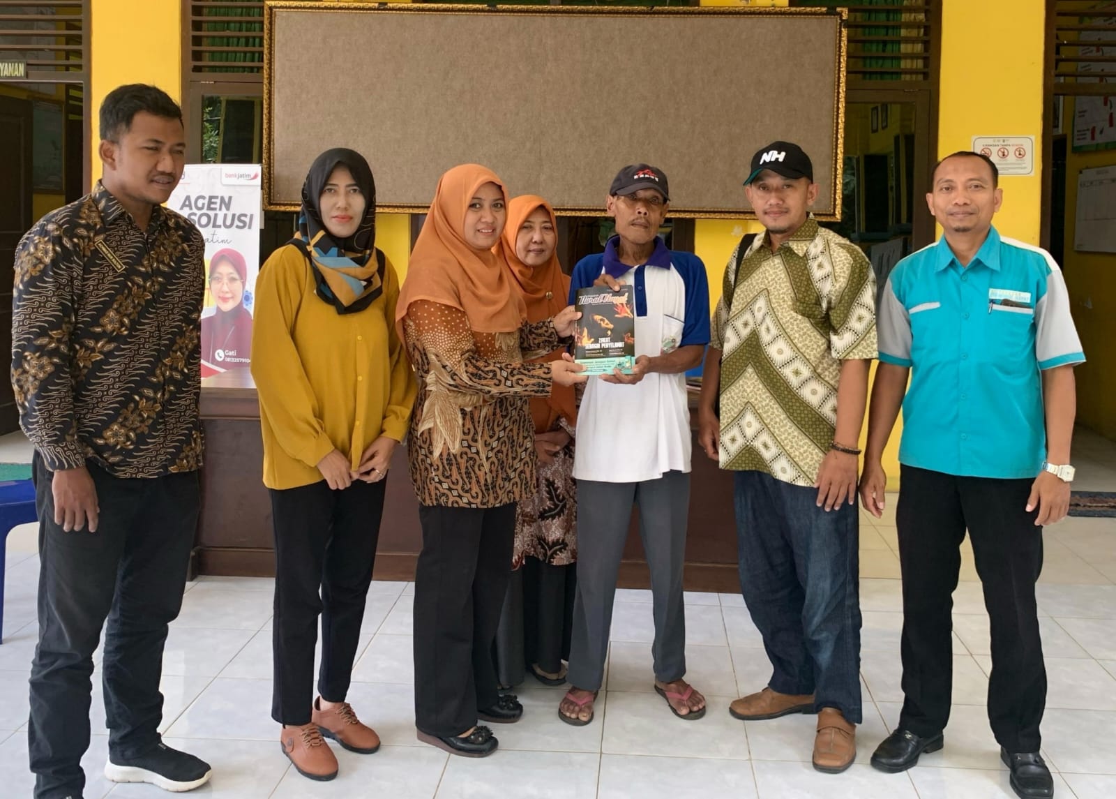 Alami Gangguan Kejiwaan, Bantu Rehabilitasi Mas Tatak - LAZNAS Nurul ...